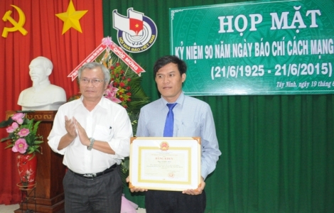 Họp mặt kỷ niệm Ngày Báo chí cách mạng Việt Nam